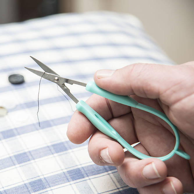 Mini Easi Grip Scissors pointed blade | The ILC